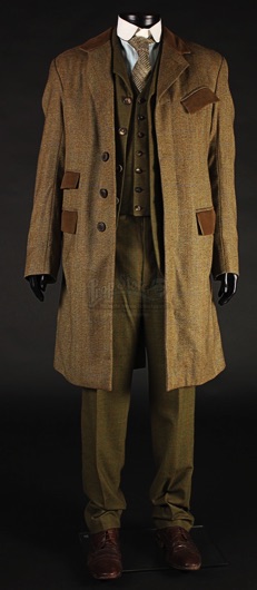 Jonathan Harker (Oliver Jackson-Cohen) Green Tweed Costume