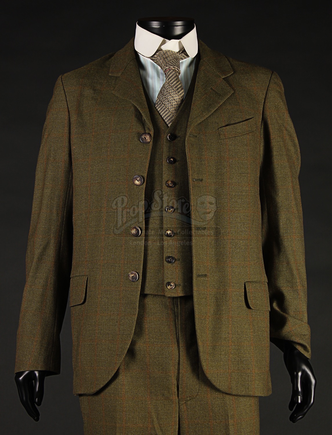 Jonathan Harker (Oliver Jackson-Cohen) Green Tweed Costume