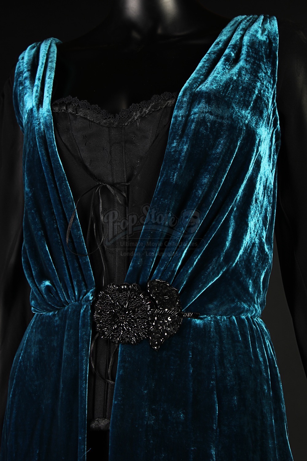 Lady Jayne Wetherby (Victoria Smurfit) Drawing Room Costume - Current ...