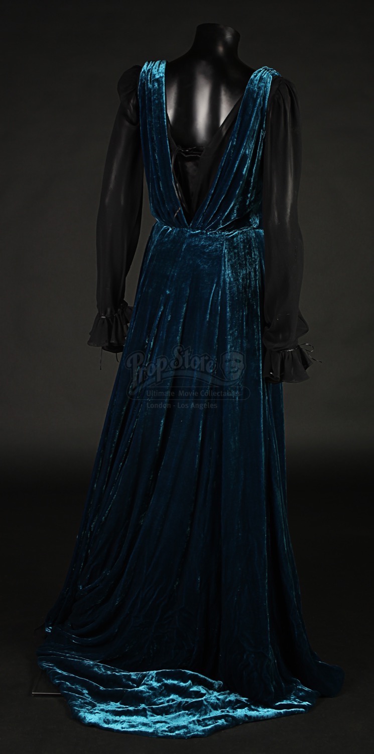 Lady Jayne Wetherby (Victoria Smurfit) Drawing Room Costume - Current ...