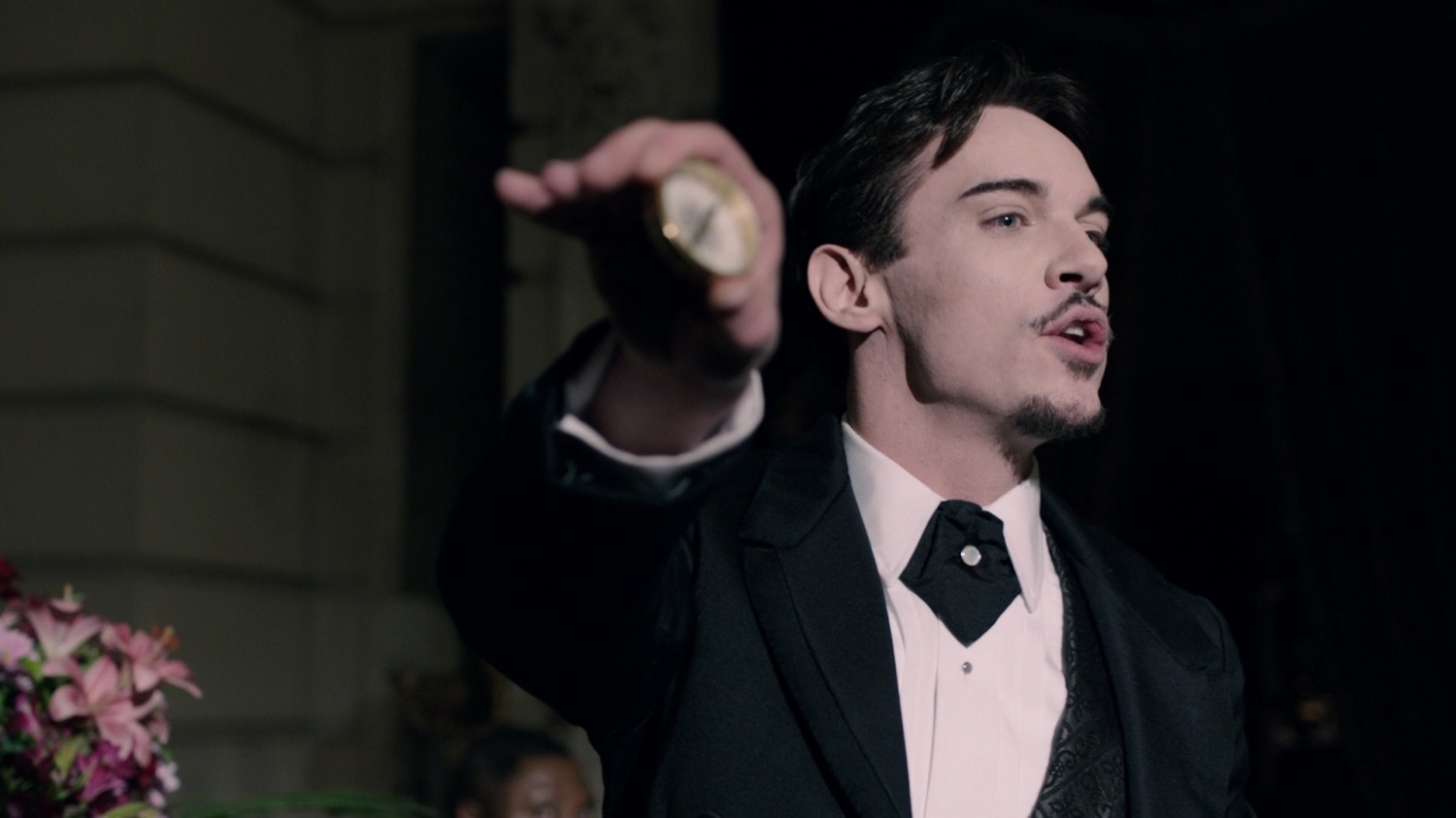 Alexander Grayson (Jonathan Rhys Meyers) Compass