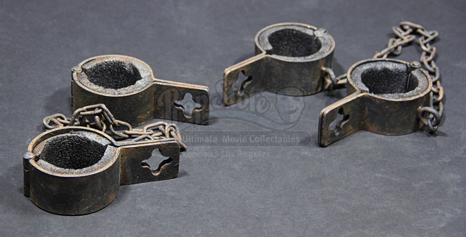 Vlad Tepes (Jonathan Rhys Meyers) Hero Shackle Set
