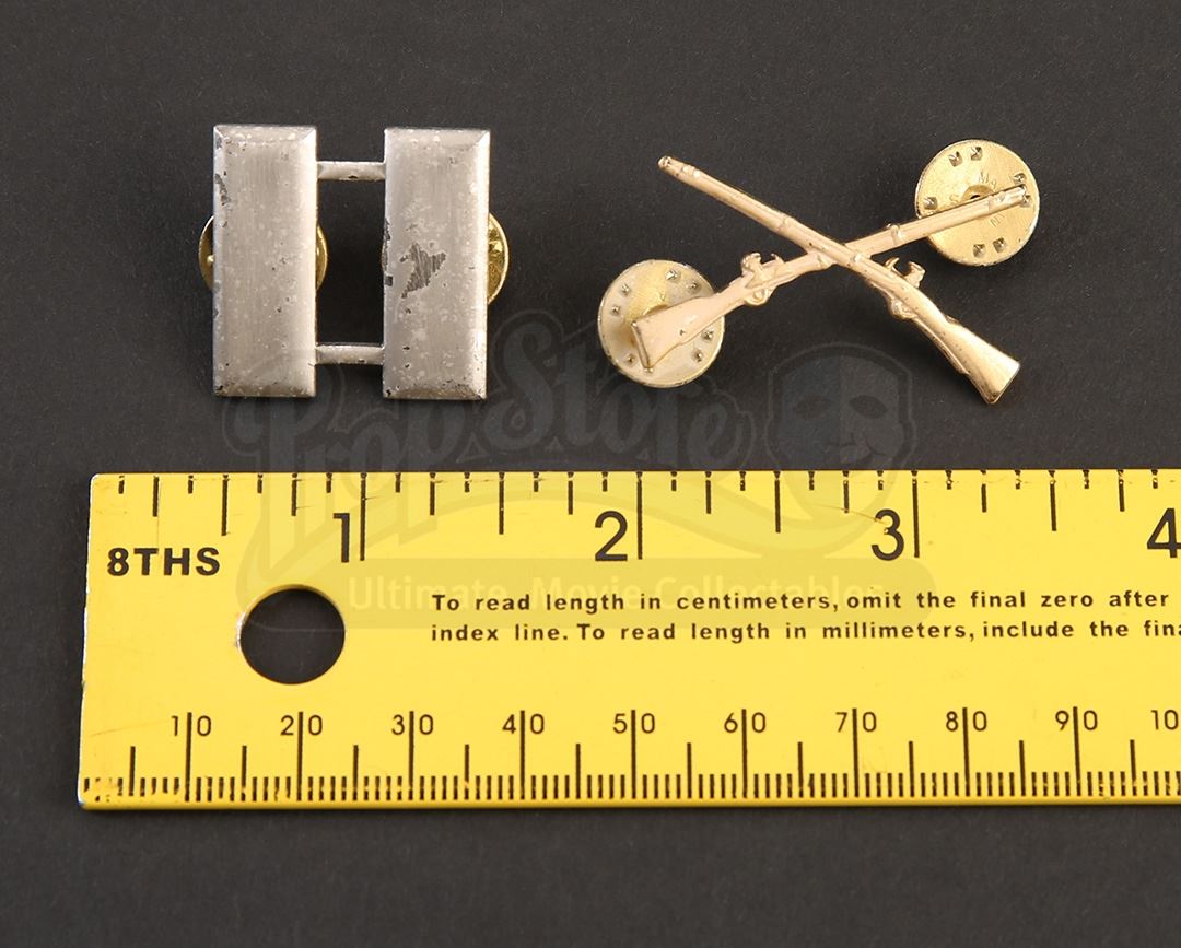 Captain Waggoner's (Jason Isaacs) U.S. Army Pins