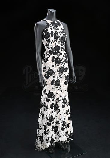 Elizabeth Webber's (Rebecca Herbst) Nurses Ball 2017 Gown - Current ...
