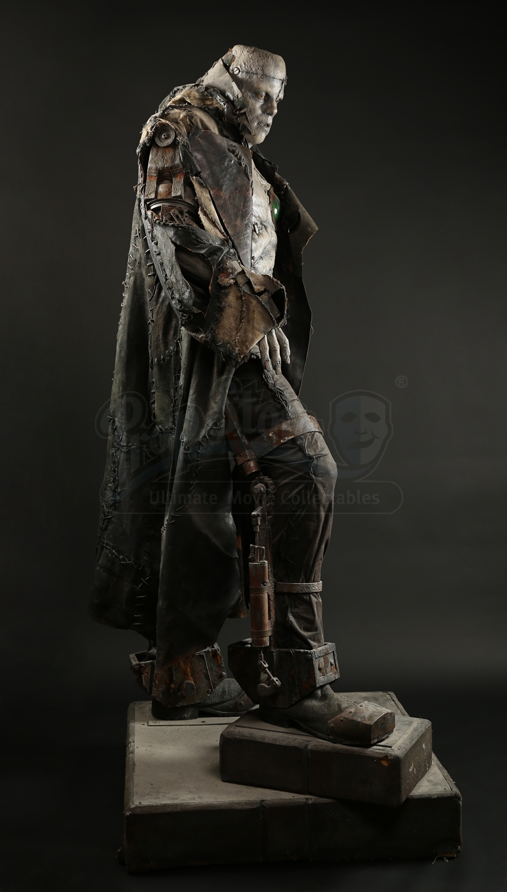 This lot is sold without reserve.