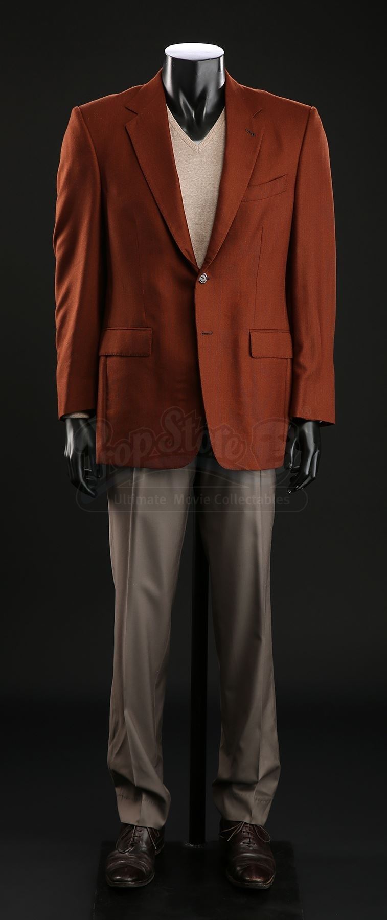 SEASON 1 EPISODE 1: "APERITIF"Hannibal Lecter’s (Mads Mikkelsen) Jacket, Sweater, and Pants ...