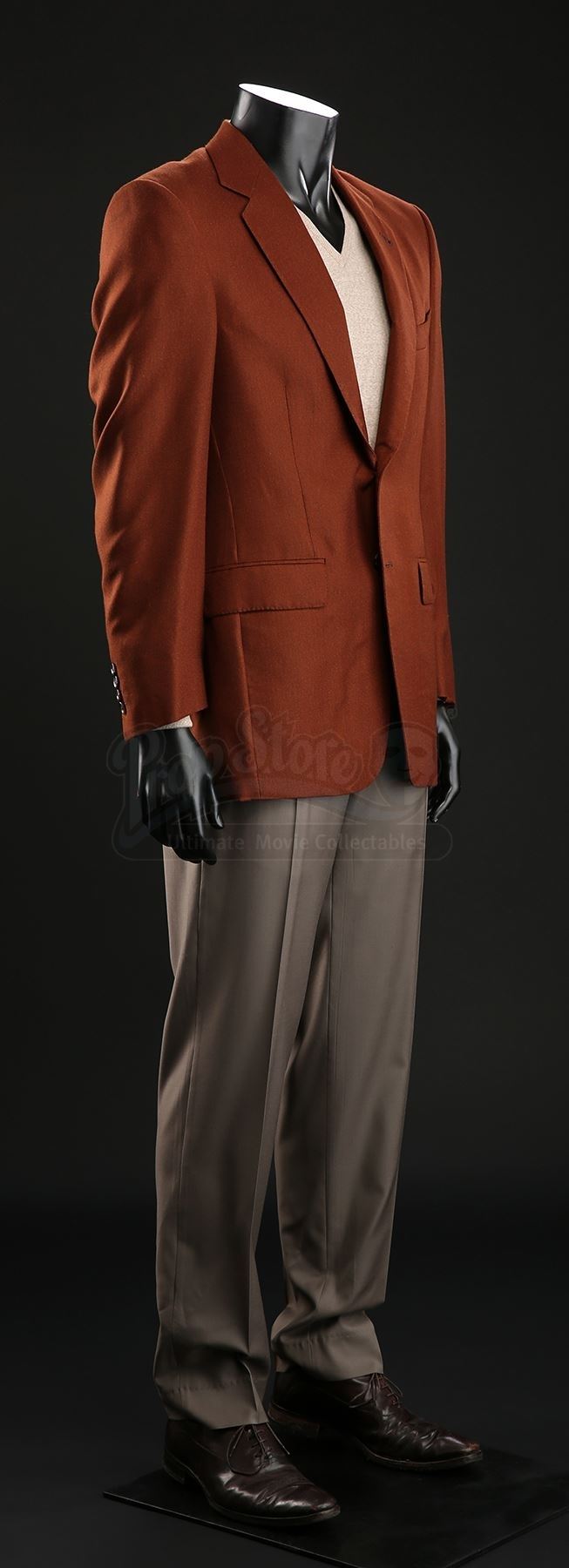 SEASON 1 EPISODE 1: "APERITIF"Hannibal Lecter’s (Mads Mikkelsen) Jacket, Sweater, and Pants ...