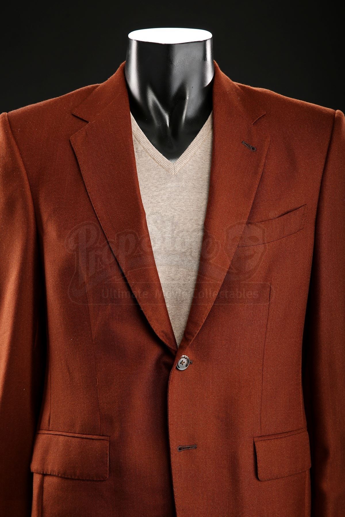 SEASON 1 EPISODE 1: "APERITIF"Hannibal Lecter’s (Mads Mikkelsen) Jacket ...