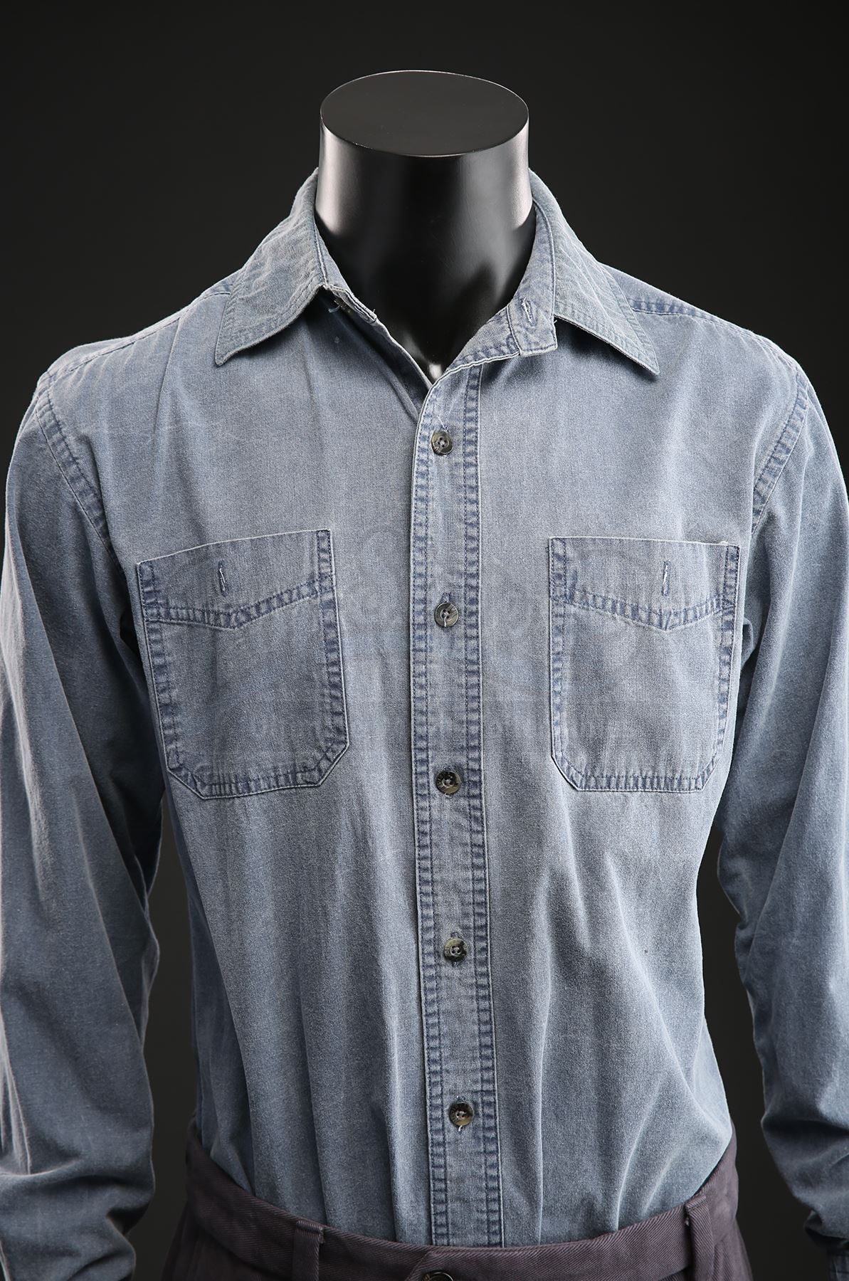 SEASON 2 EPISODE 10: NAKA-CHOKO Will Graham's (Hugh Dancy) Shirt and Pants