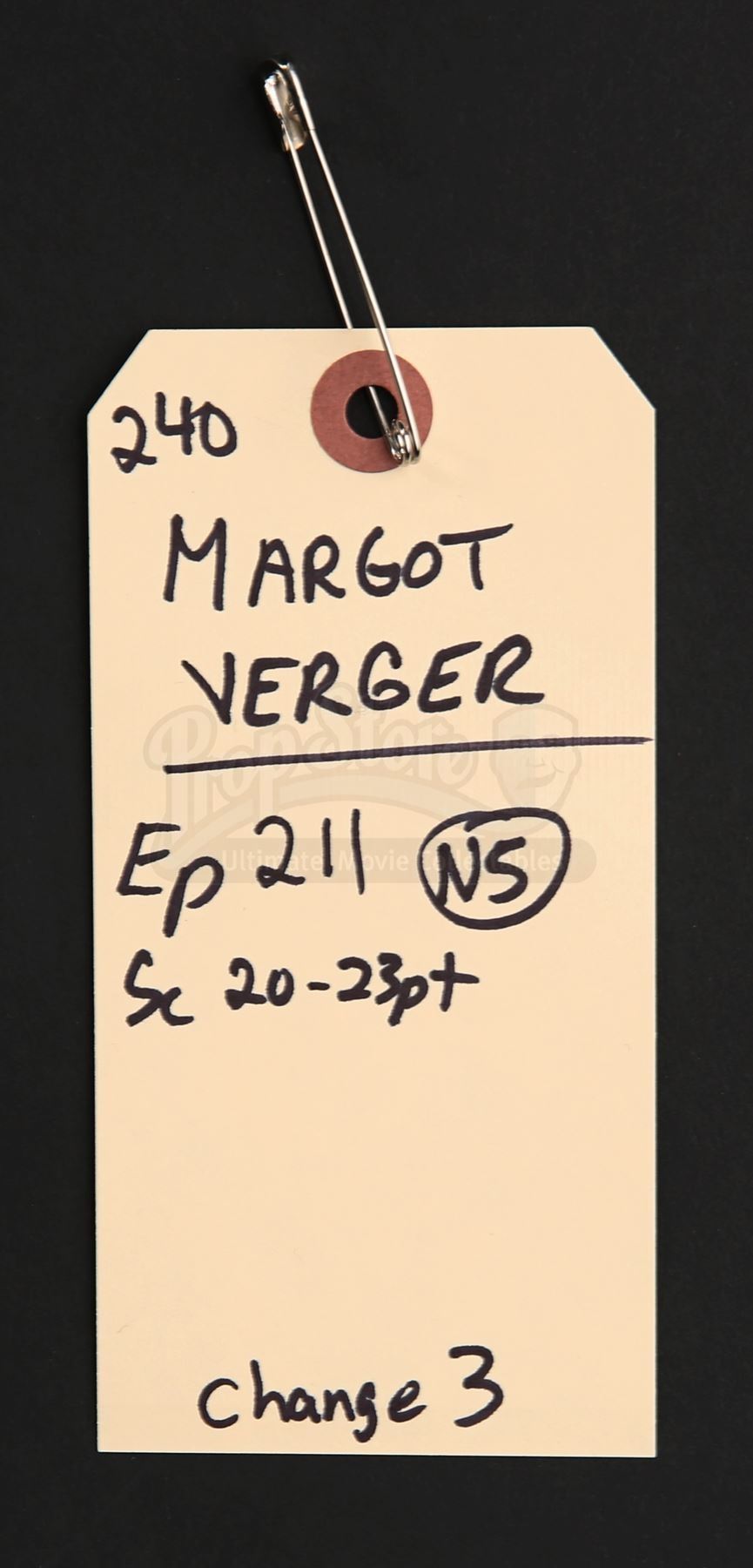 SEASON 2 EPISODE 11: KO NO MONO Margot Verger's (Katharine Isabelle) Jacket