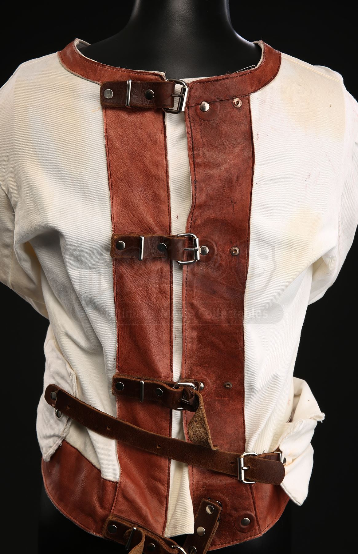 Hannibal Lecter’s (Mads Mikkelsen) straitjacket from episode 212 “Tome ...