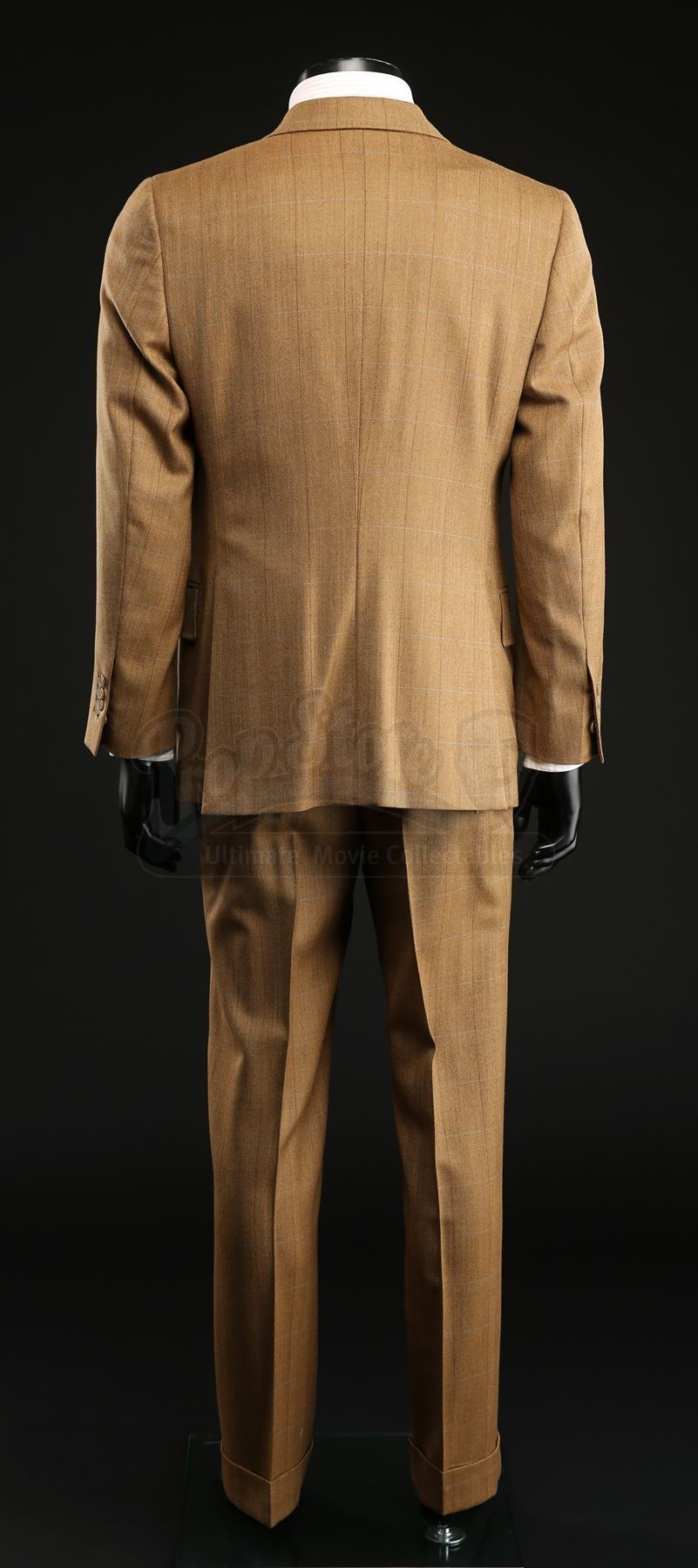SEASON 3 EPISODE 1: ANTIPASTO Hannibal Lecter's (Mads Mikkelsen) Tan ...