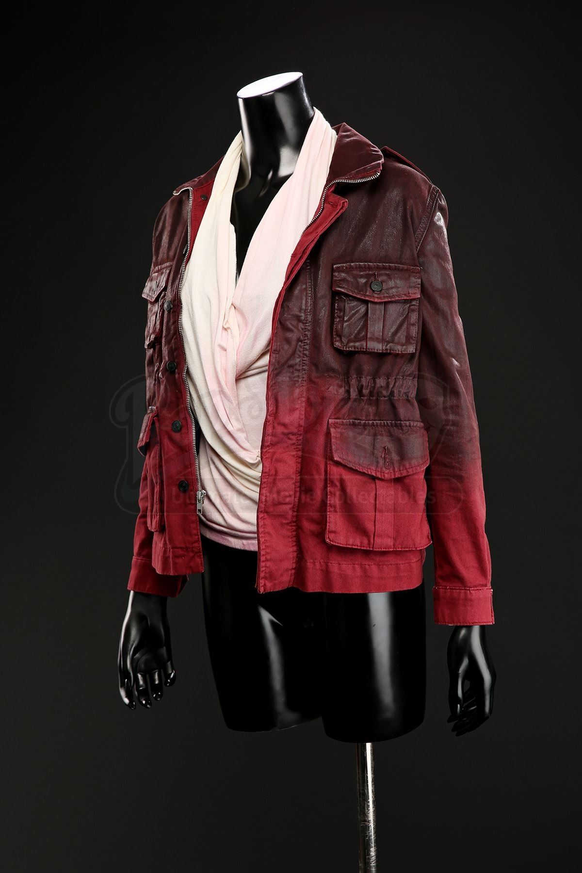 SEASON 3 EPISODE 2: PRIMAVERA Abigail Hobbs' (Kacey Rohl) Bloody Shirt ...