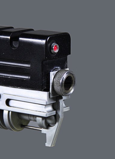 Korben Dallas’ (Bruce Willis) hero pistol from Luc Besson’s The Fifth ...