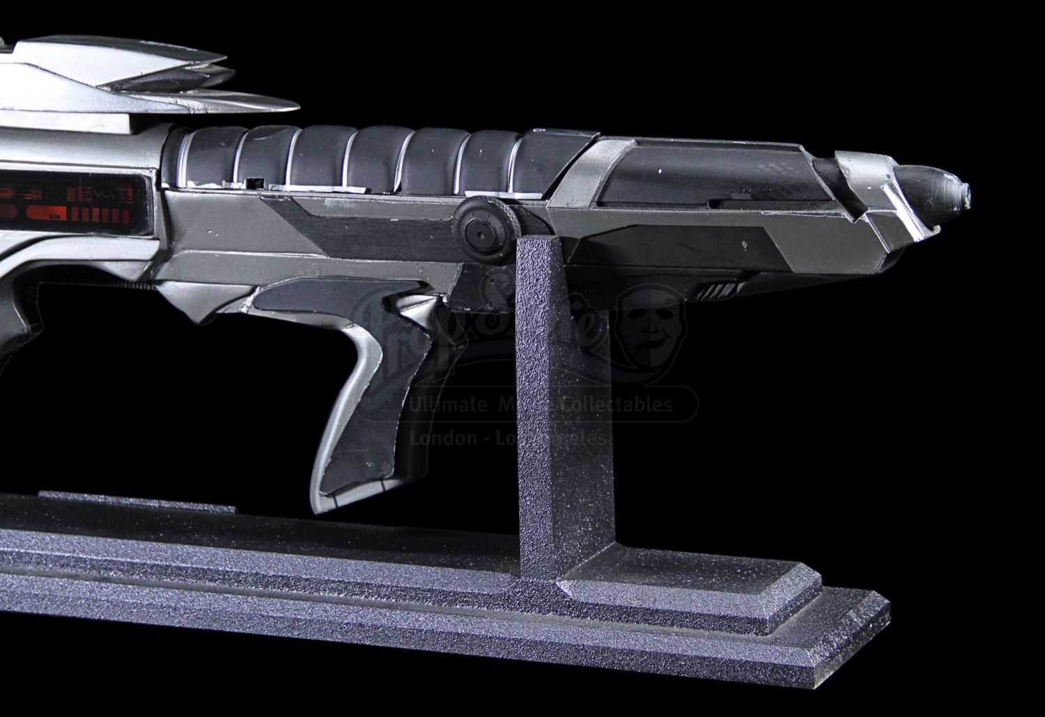A hero light-up EVA phaser rifle from Star Trek: First Contact. Picard ...