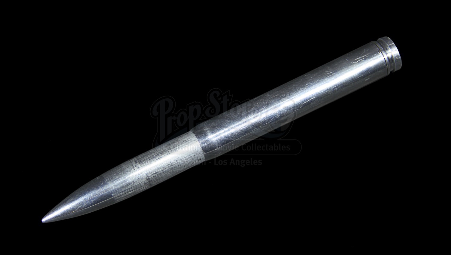 Hannibal King's (Ryan Reynolds) Prop Retractable Stake