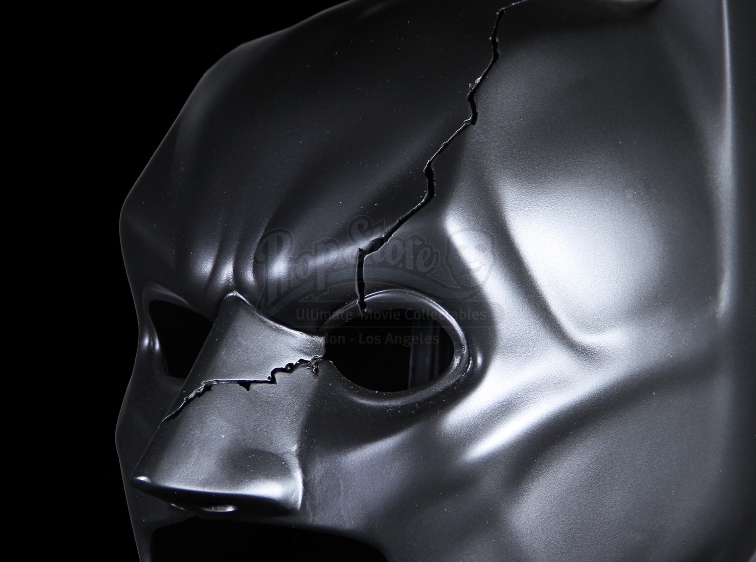 Dimensions (displayed): 36 cm x 36 cm x49 cm (14 ¼” x 14 ¼” x 19 ½”)