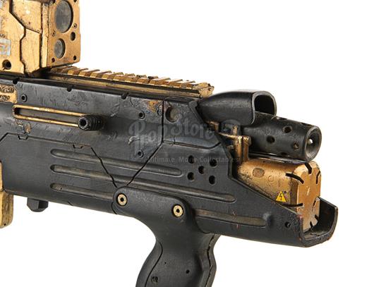 ELYSIUM (2013) - Carlyle Droid Stunt Rifle - Current price: £1200