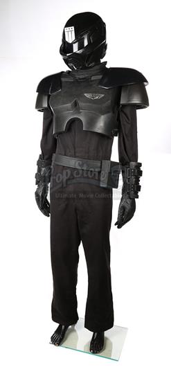 JUDGE DREDD (1995) - Hunter Armour - Current price: £3500