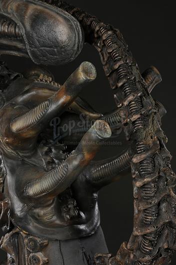 ALIENS (1986) - Alien Creature Costume - Current price: £50000