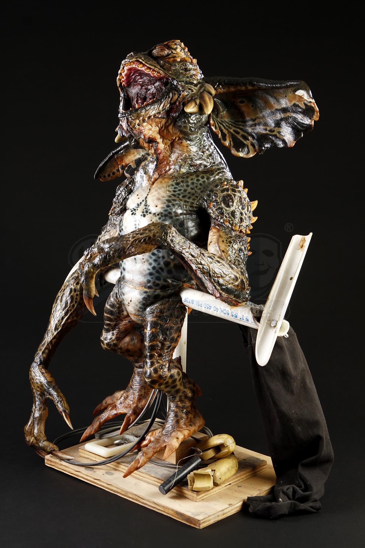 A Mohawk puppet from Joe Dante's horror comedy Gremlins 2: The New ...