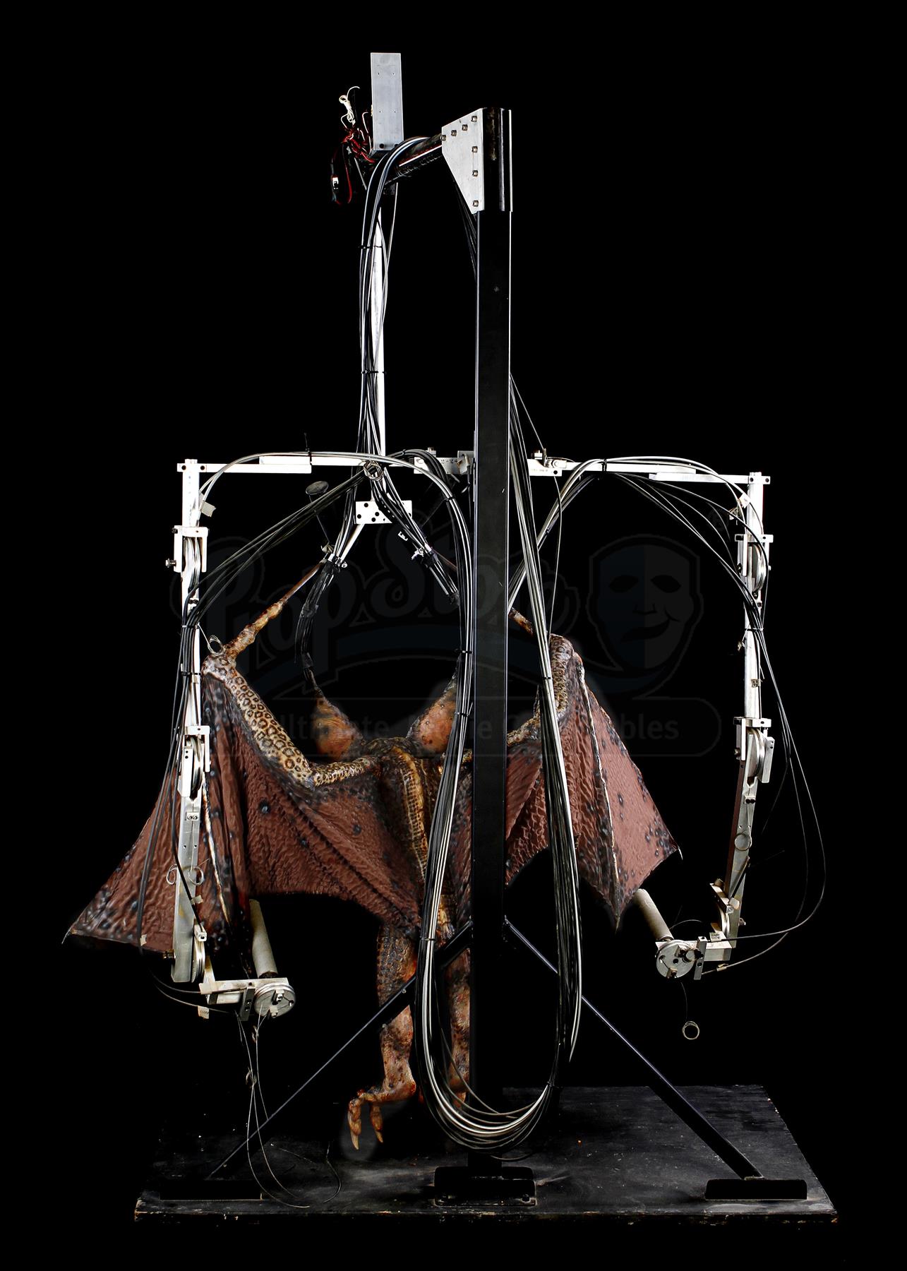 GREMLINS 2: THE NEW BATCH (1990) - Mechanical Bat Gremlin Puppet