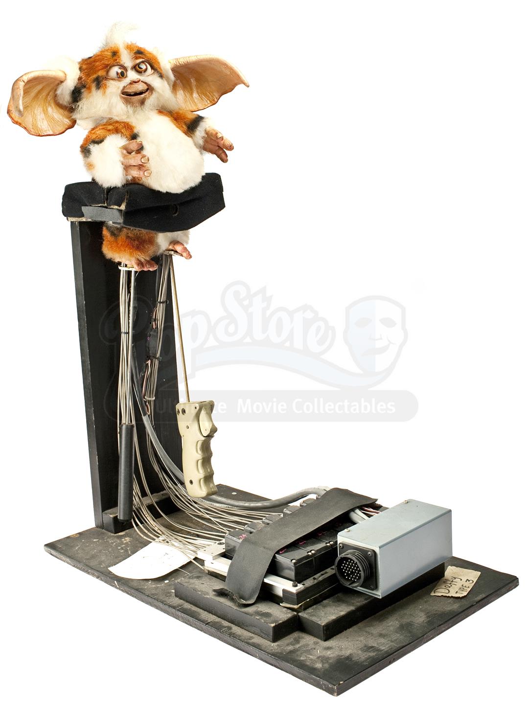 GREMLINS 2: THE NEW BATCH (1990) - Servo Operated Daffy Mogwai Puppet