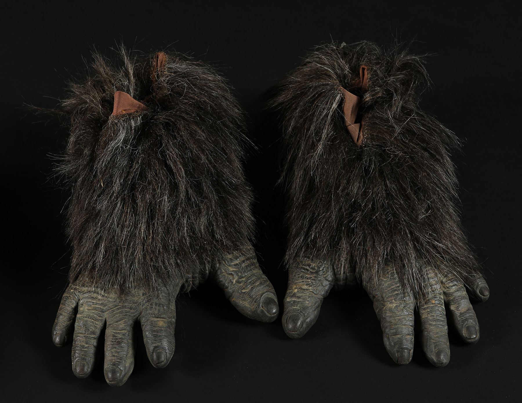 UNKNOWN PRODUCTION - Ape Feet - Current price: $240
