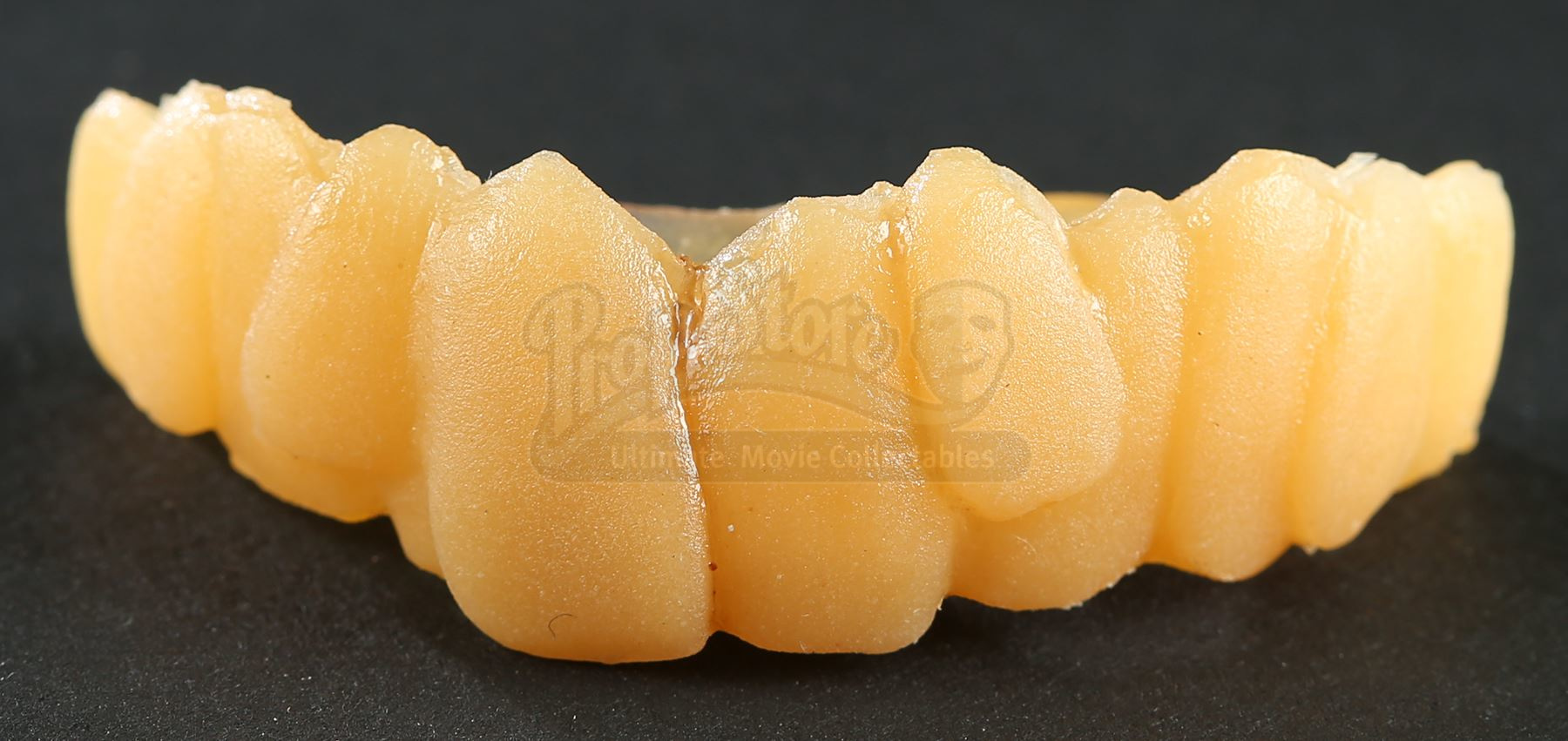 HOW THE GRINCH STOLE CHRISTMAS (2000) - Grinch (Jim Carrey) Teeth