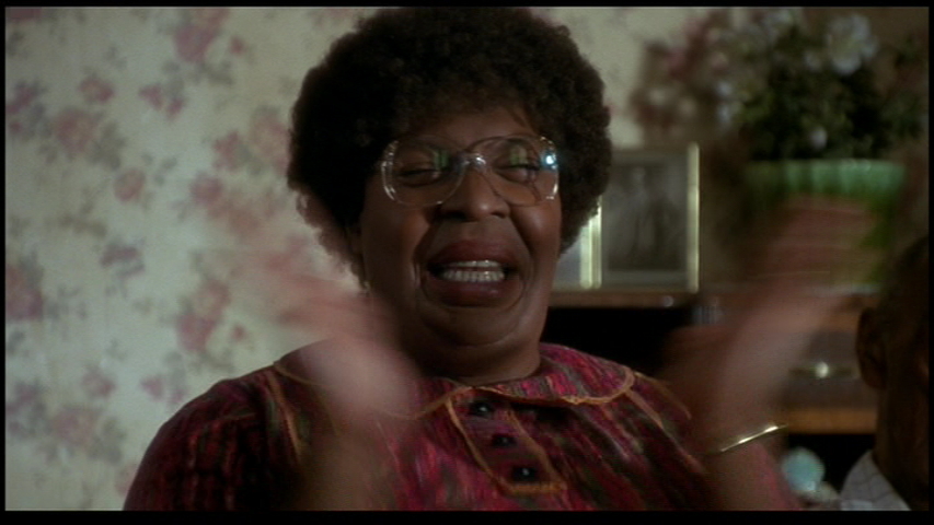 NUTTY PROFESSOR 2: THE KLUMPS (2000) - Mama Klump (Eddie Murphy) Fat ...