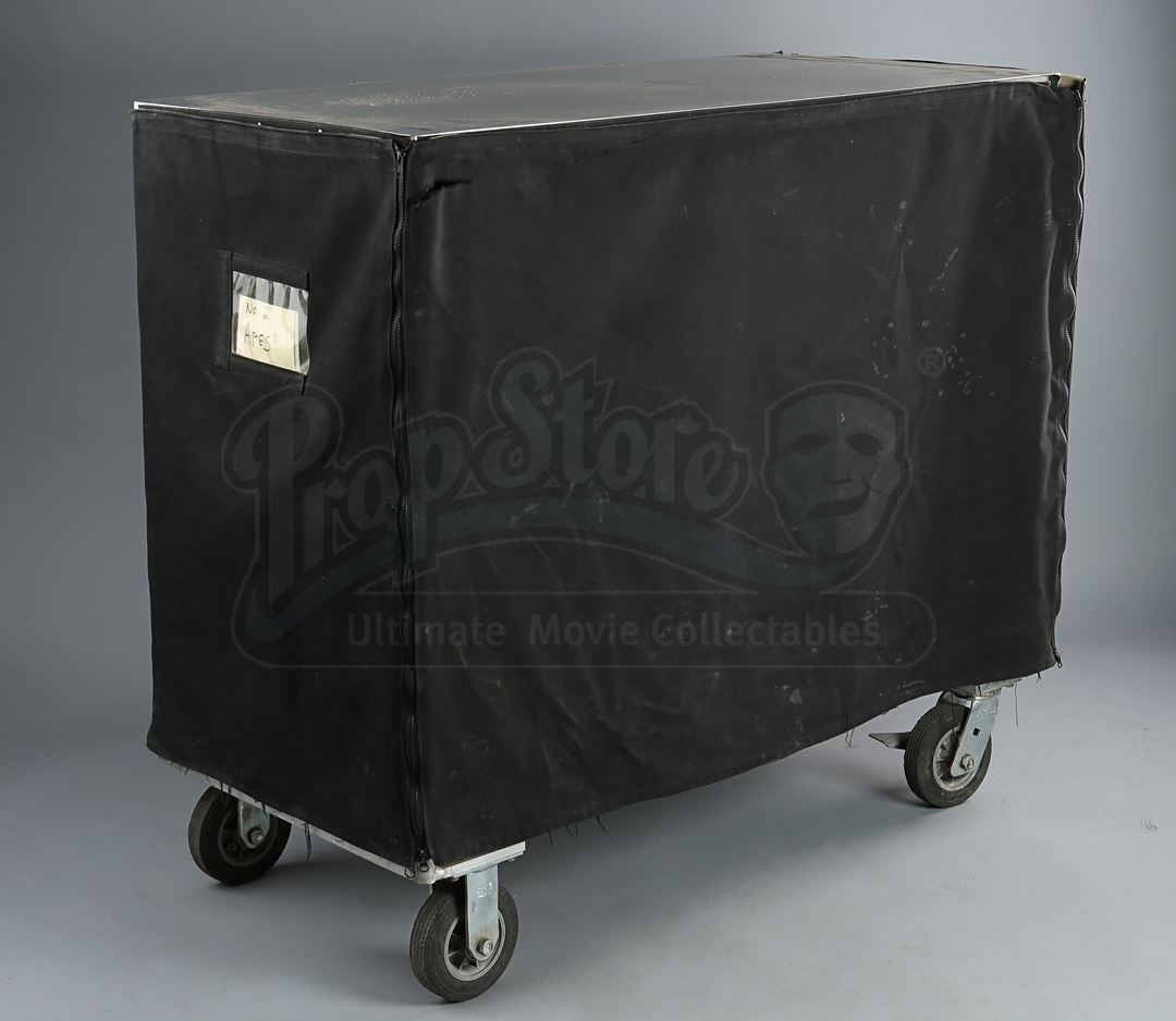CINOVATION - Rolling Mask Rack - Current price: $15