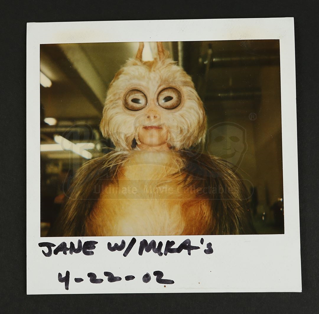 MEN IN BLACK II (2002) - Locker Alien Continuity Photos