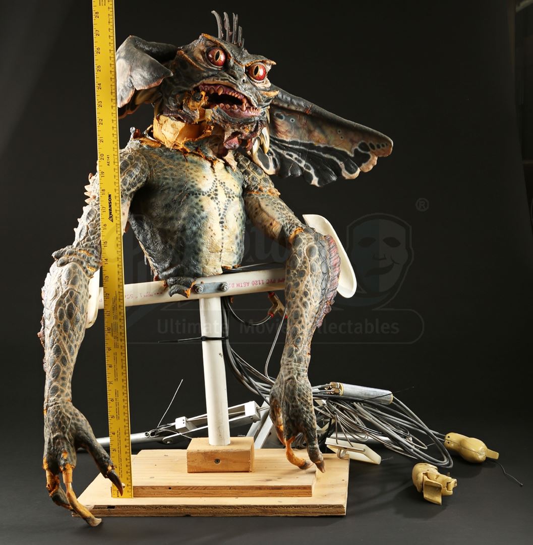 GREMLINS 2: THE NEW BATCH (1990) - Mechanical Mohawk Gremlin Puppet