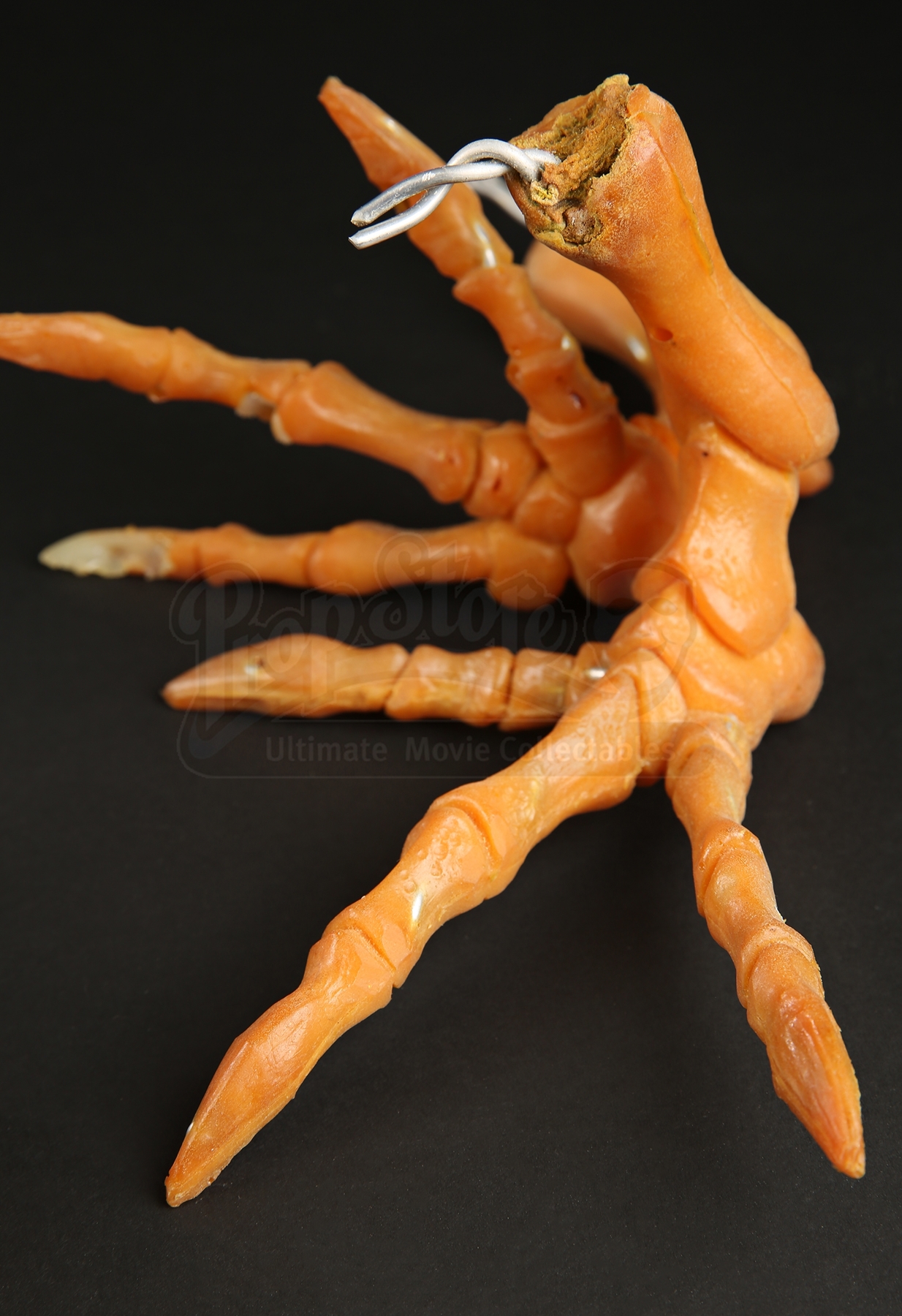 GREMLINS 2: THE NEW BATCH (1990) - Pair of Gremlin Skeleton Skulls and Feet