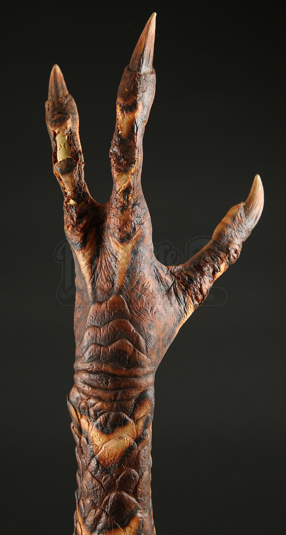 GREMLINS 2: THE NEW BATCH (1990) - Brain Gremlin Puppet Hands