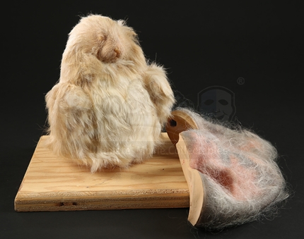 THE NUTTY PROFESSOR (2000) - Shelly Puppet With Oversized Hamster Ears