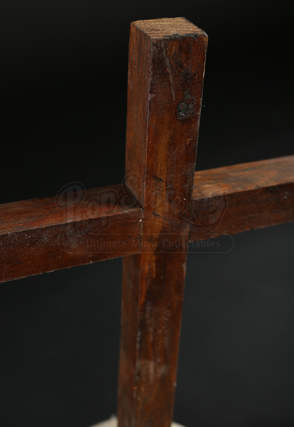 CINOVATION - Lot of Five Cinovation Skull and Cross Displays