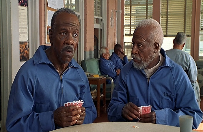 LIFE (1999) - Ray (Eddie Murphy) and Claude (Martin Lawrence) Busts and ...