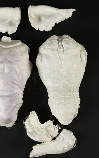 GREMLINS 2: THE NEW BATCH (1990) - Styrofoam Gremlin Test, Mogwai Feet ...