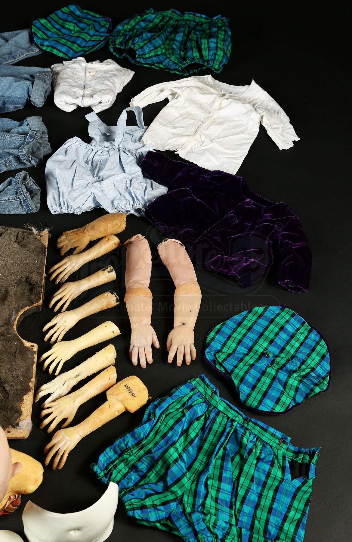 BABY'S DAY OUT (1994) - Baby Clothes and Silicone Components