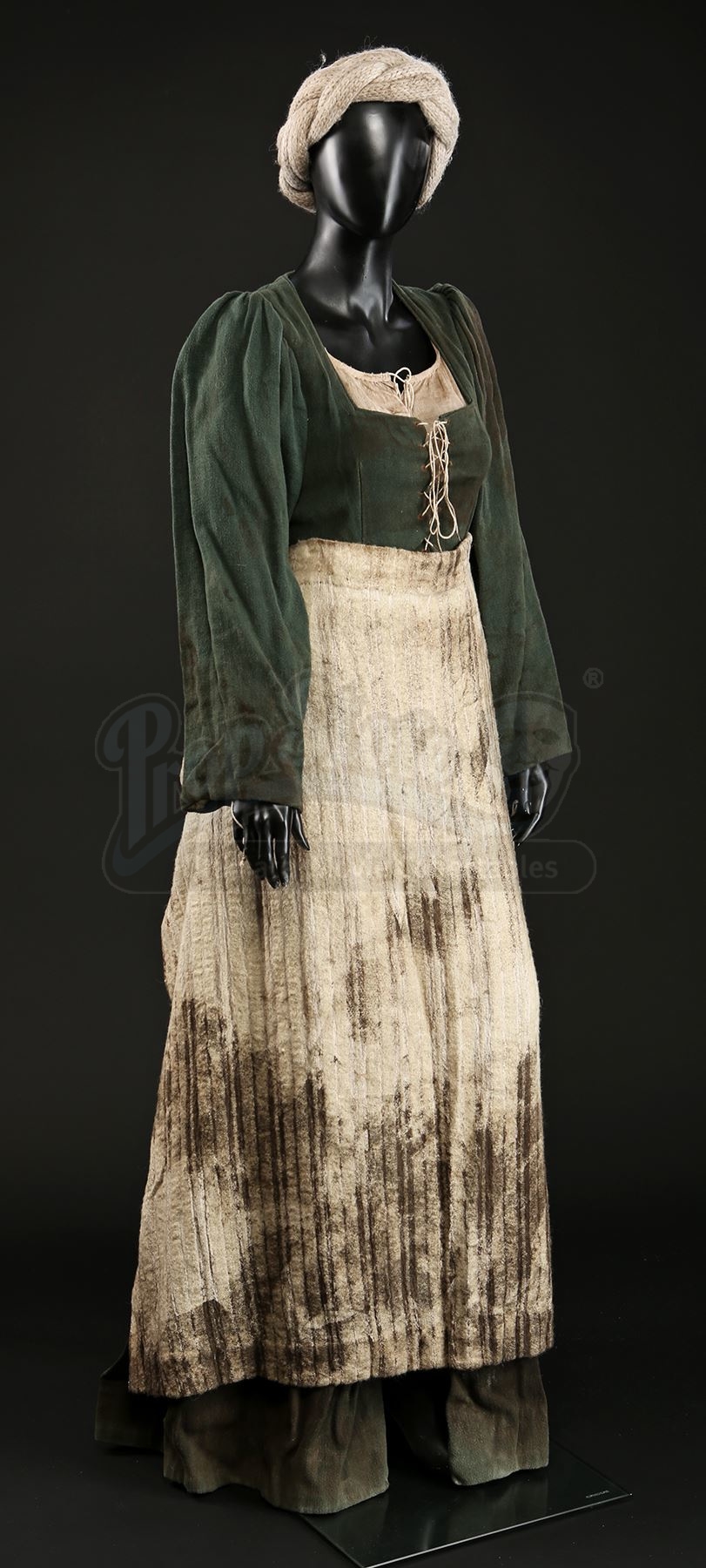 Mam Ward's (Olivia Williams) Farm Costume