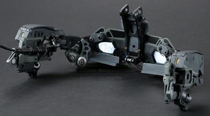 Sergeant Davis's (Philip Bulcock) Hero Light-up Hyperspectral Goggles ...