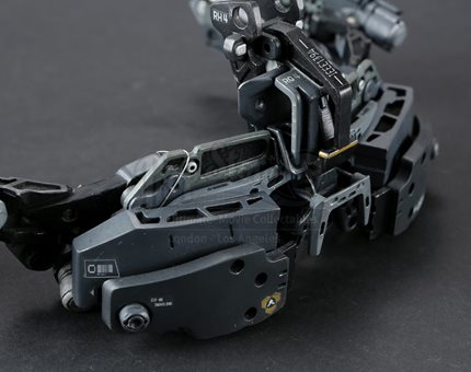 Sergeant Davis's (Philip Bulcock) Hero Light-up Hyperspectral Goggles ...