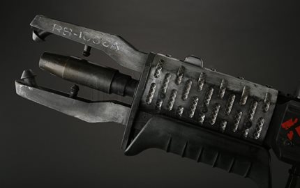 Terminator Genisys: Future Guerrilla Plasma Gun - Current price: $1400