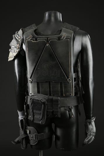 Terminator Genisys: Future Guerilla Soldier Tactical Gear and Armor ...