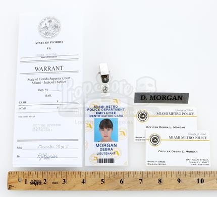 DEXTER (2006 - 2013) - Debra Morgan's (Jennifer Carpenter) Police Items ...