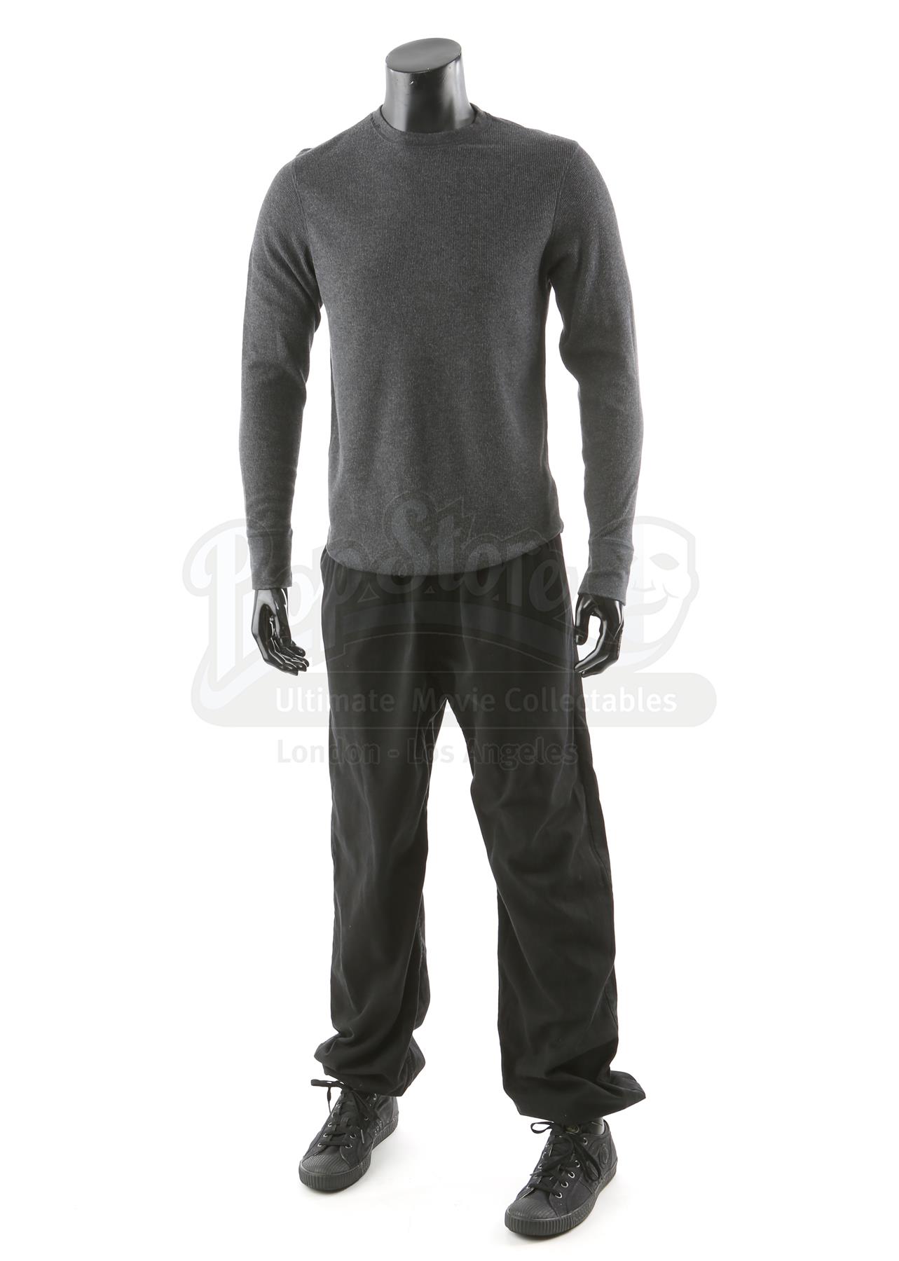 THE TWILIGHT SAGA: ECLIPSE (2010) - Edward Cullen's Training Costume