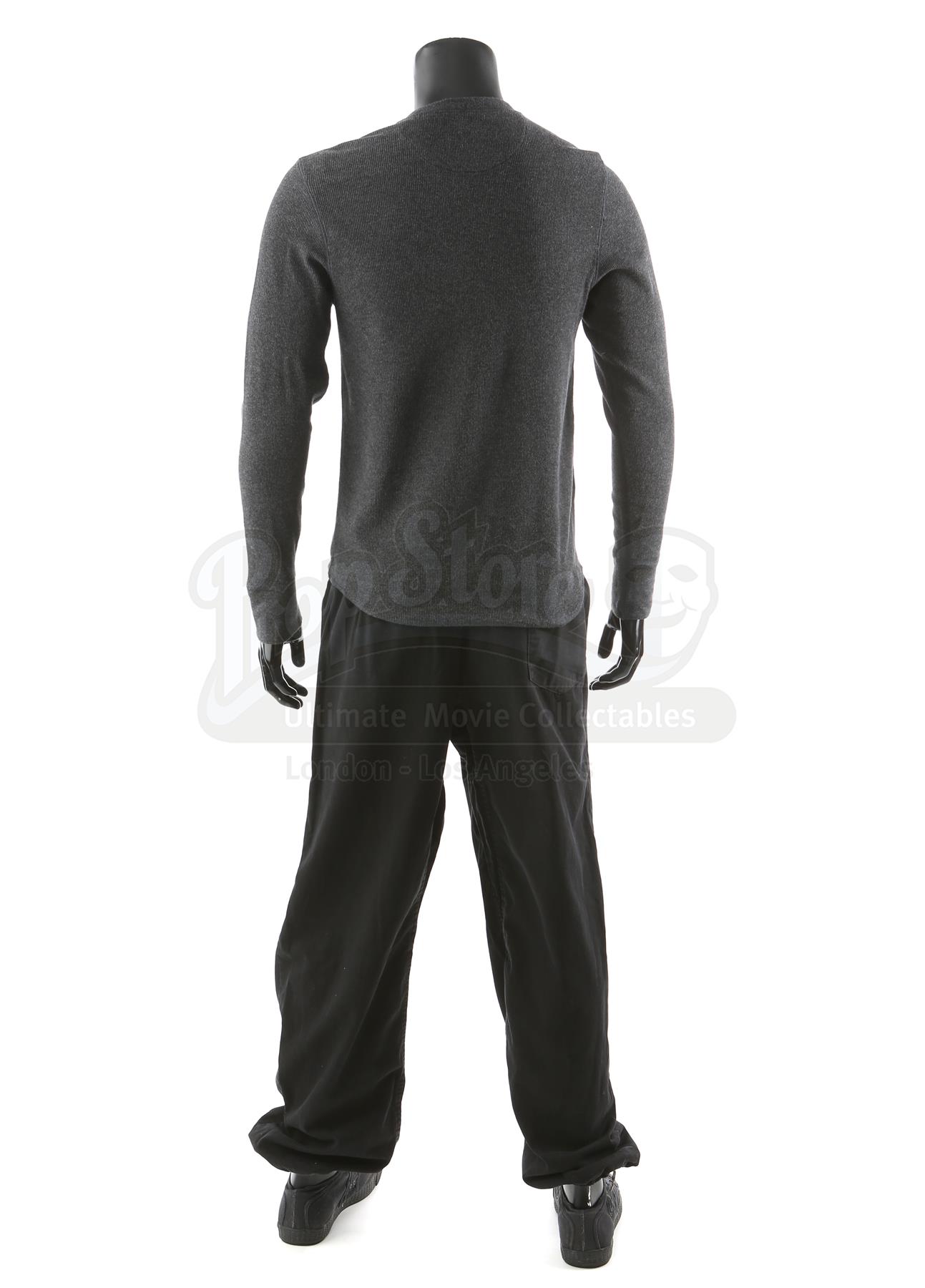 THE TWILIGHT SAGA: ECLIPSE (2010) - Edward Cullen's Training Costume