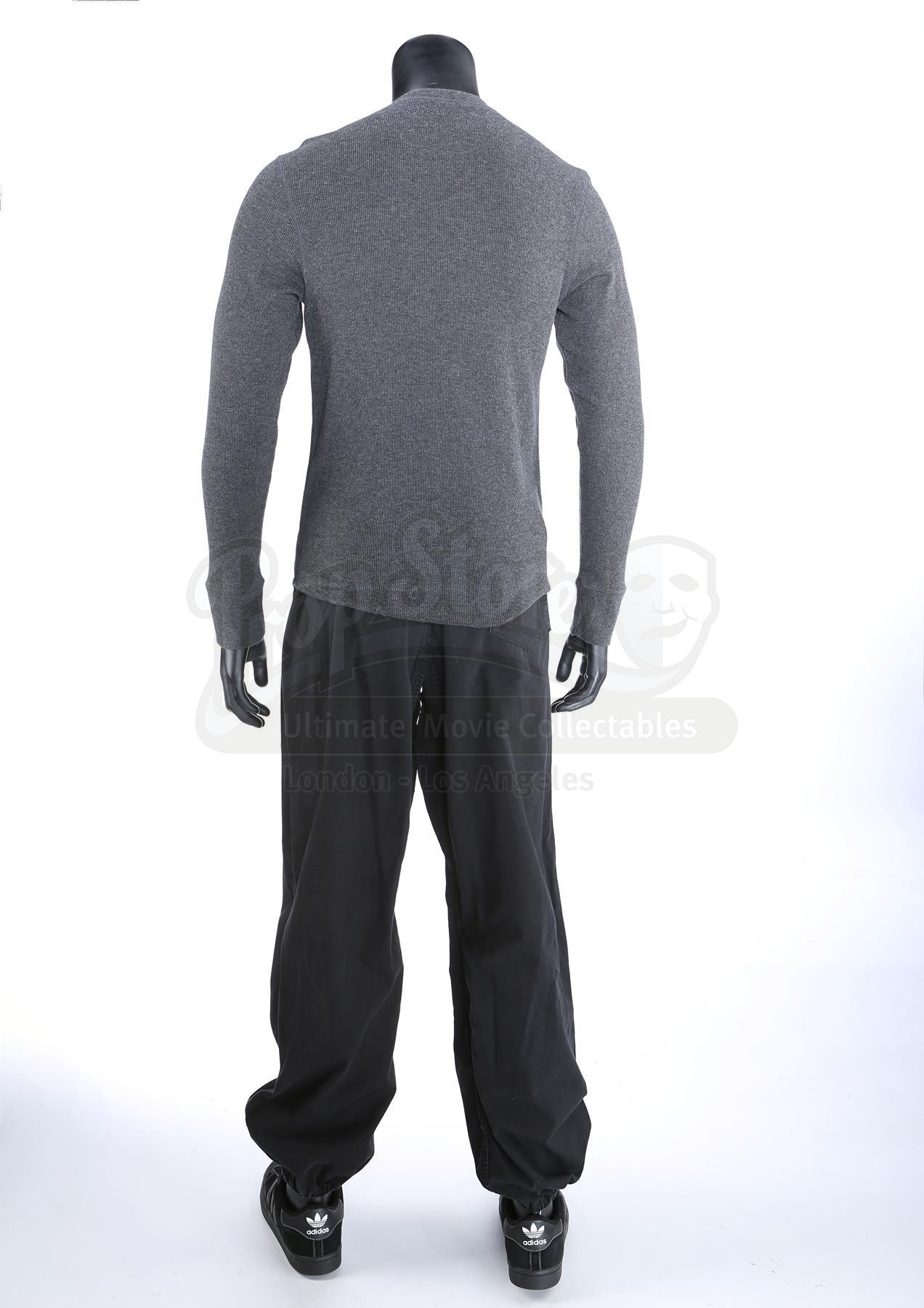 THE TWILIGHT SAGA: ECLIPSE (2010) - Edward Cullen's Training Costume