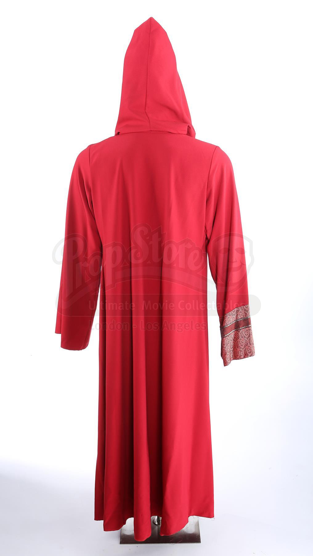 THE TWILIGHT SAGA: NEW MOON (2009) - Edward Cullen's VFX Volturi Robe